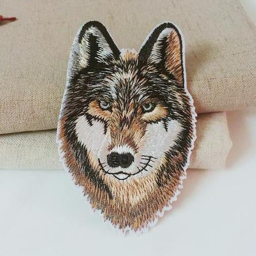 Iron On Wolf Patch | Stitchbird Fabrics